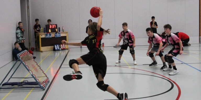 ¿Qué es el Tchoukball? Cómo se juega y materiales necesarios - Lausín y ...